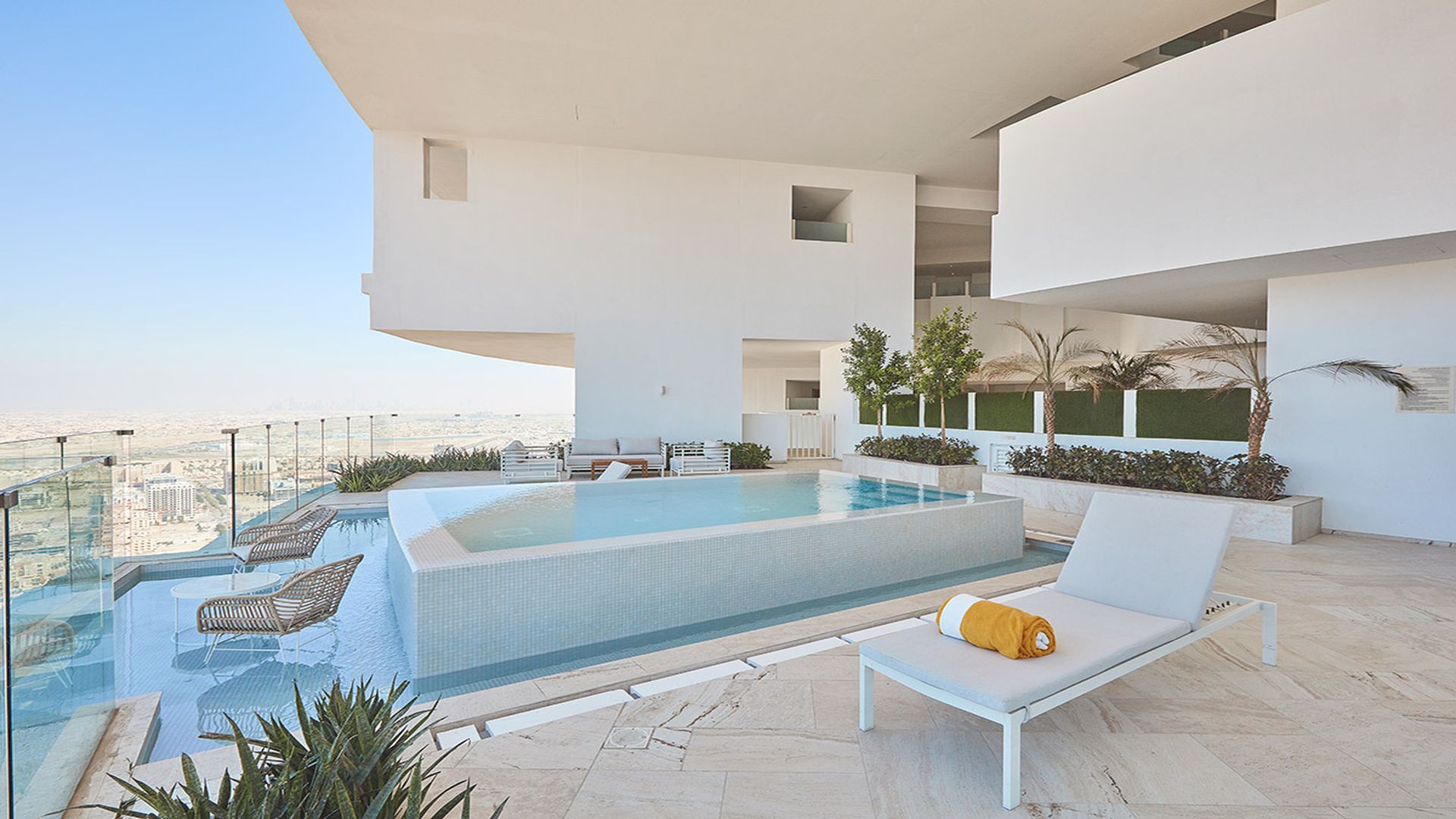 FIVE Jumeirah Village Hotel (Файф Джумейра Вилладж Хотел) — готовый ...